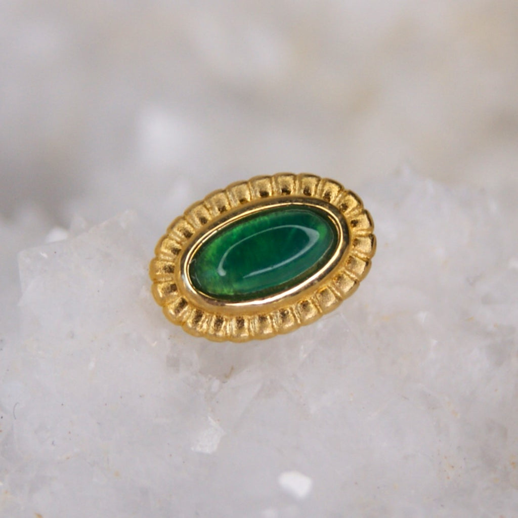 JUNIPURR JEWELRY VALEN - Chrysoprase gem and 14k Gold Threadless End ...