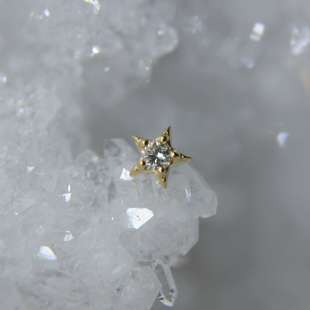 18K Gold Threadless Star with Diamond - Cardiff Piercing Premium Jewellery